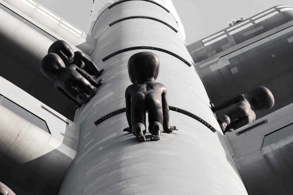 12 Unique and Quirky Statues You Will Only Find In Prague | Life ...